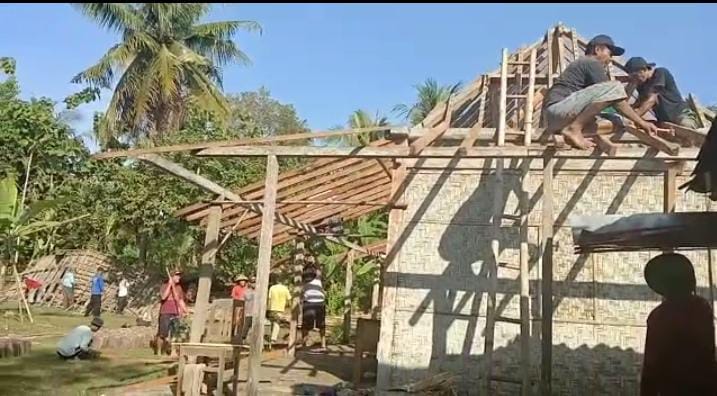 Tradisi Sambatan, Kearifan Lokal Yang Masih Lestari Di Tengah Era ...